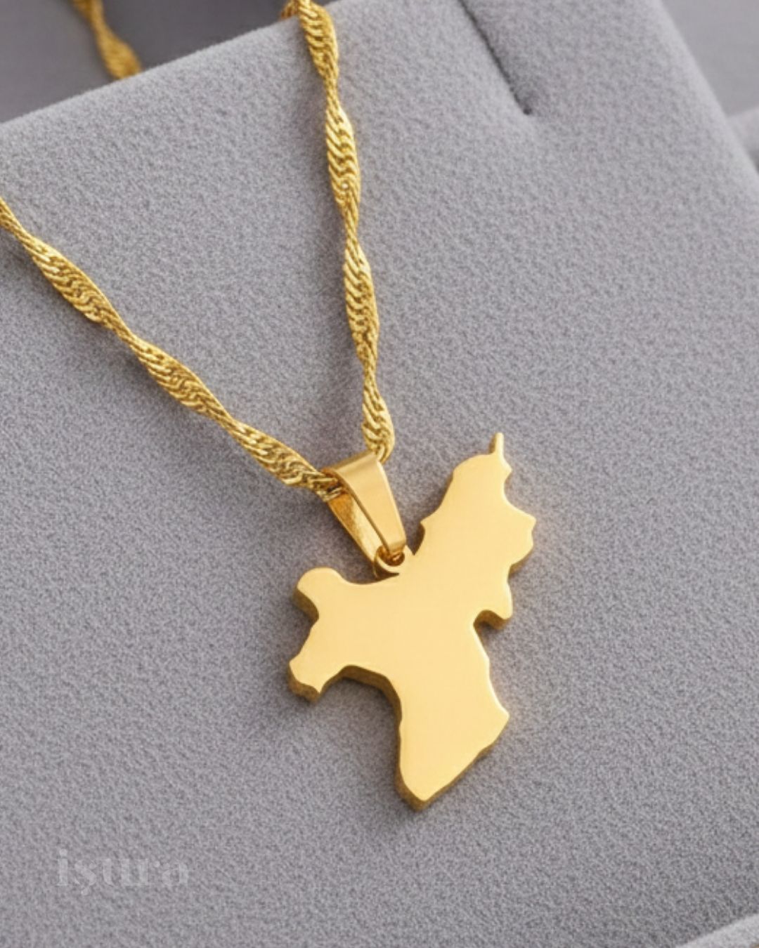 St Vincent Caribbean Island Flag Map Pendant Necklace | Isura | Africa ...